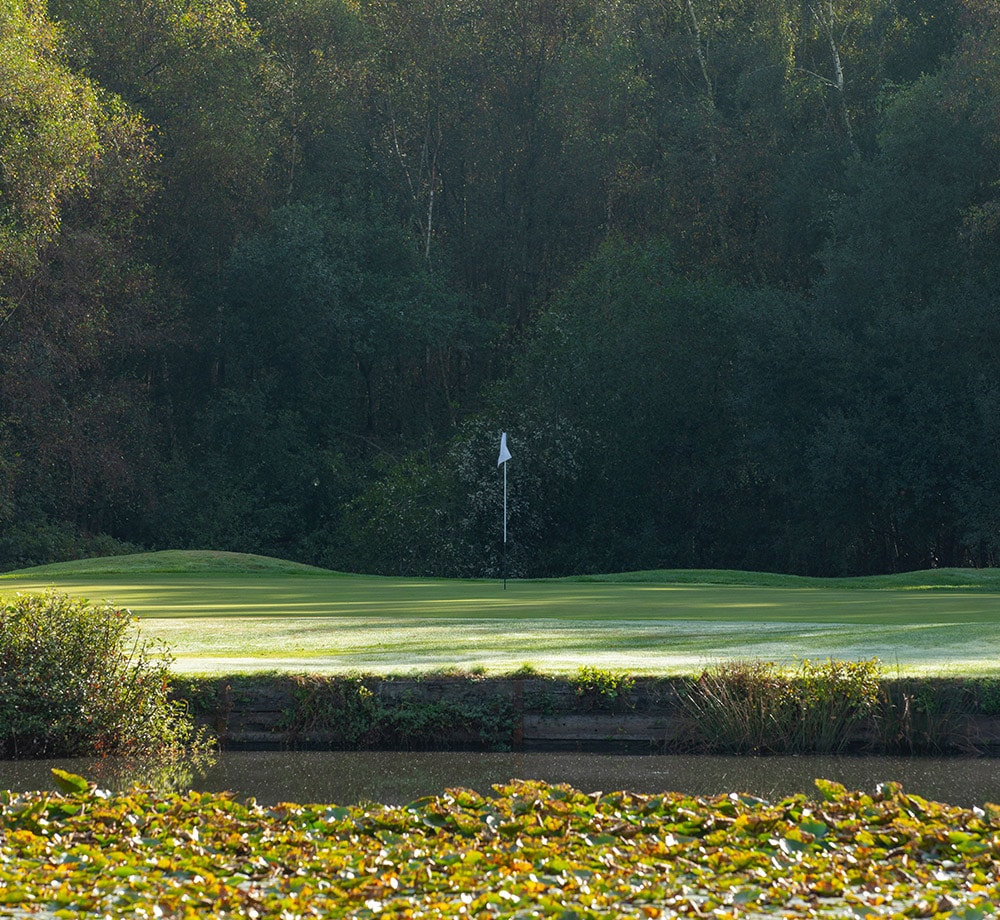 Toptracer Golf Driving Range - Southampton - Paultons Golf Centre